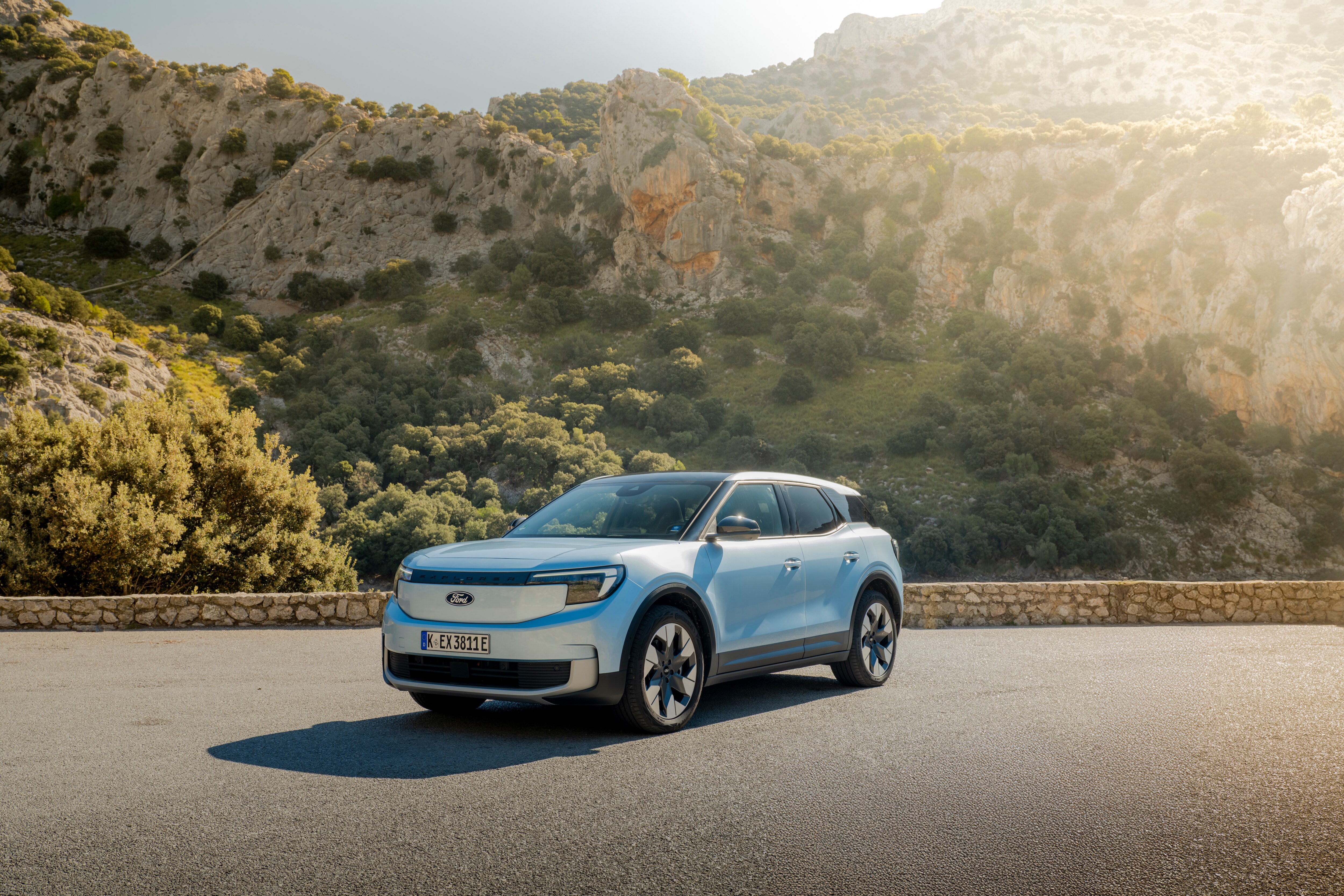 Ford’s All-Electric Explorer and Capri Get New Battery Option | Ford of ...