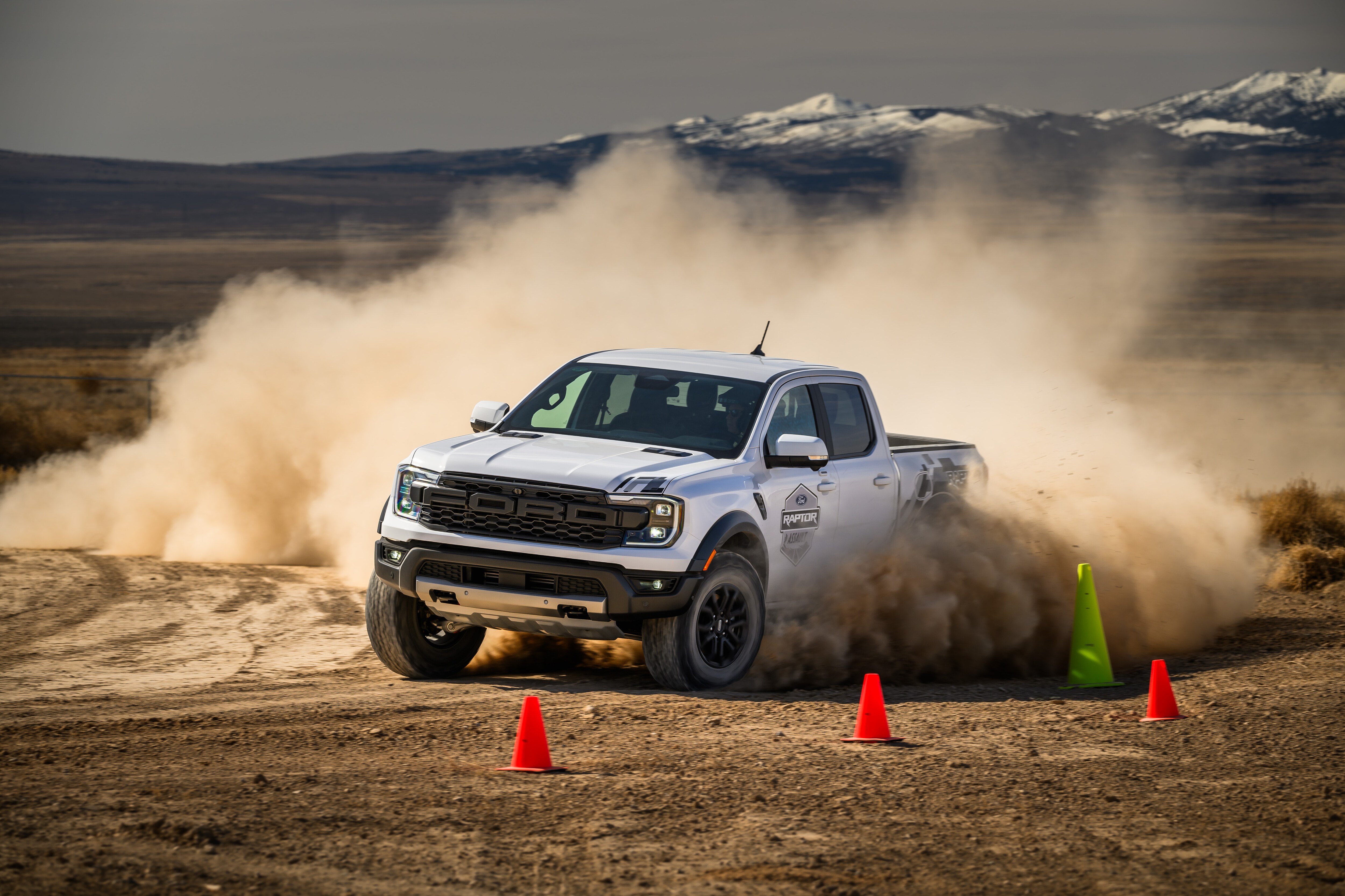 New, Exclusive Ranger Raptor Assault School Teaches Owners to Off-Road ...