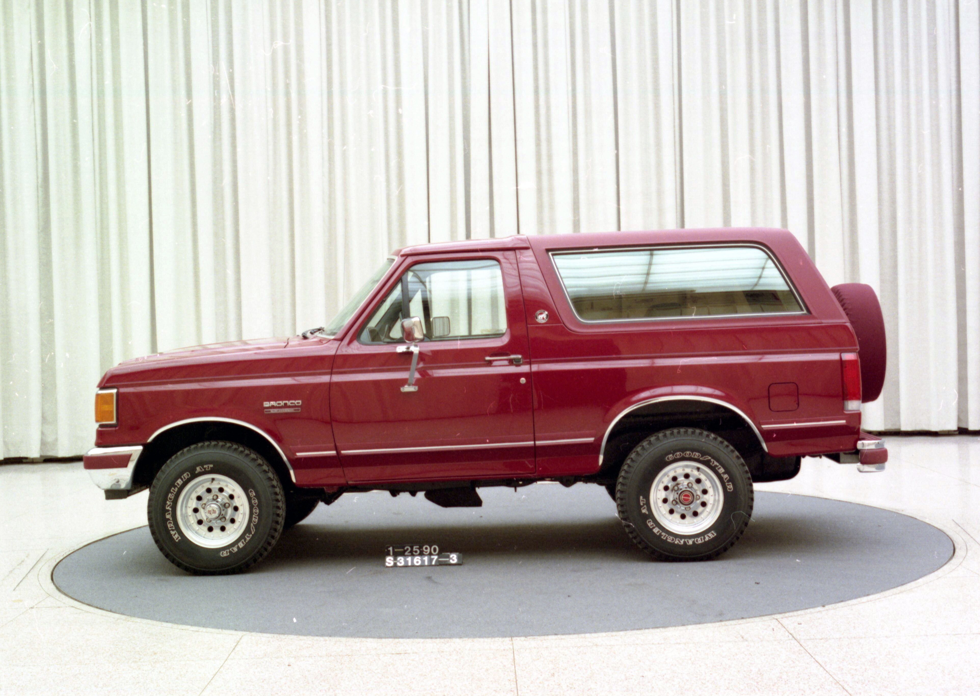 Bronco Design | Ford Media Center