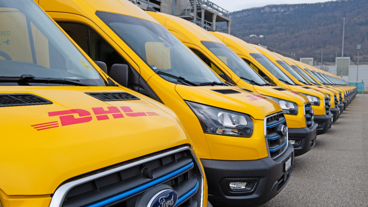 Ford elektrisiert DHL-Flotte mit neuen E-Transit-Modellen | Switzerland ...