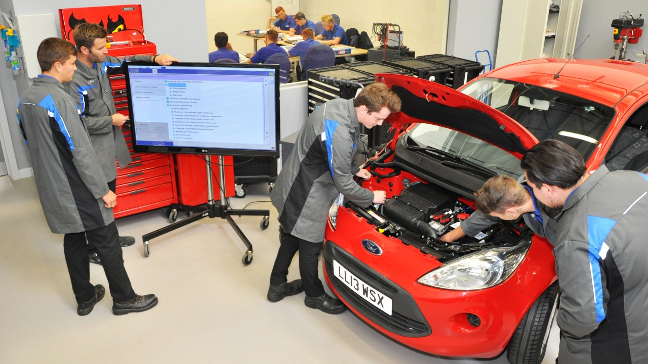 Ford UK Dealers Seek 1,000 New Technicians to Support Sales Growth of ...