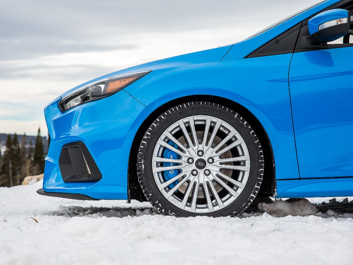 Winter Be Damned, Focus RS Drivers Can Shred Snow with First-Ever ...