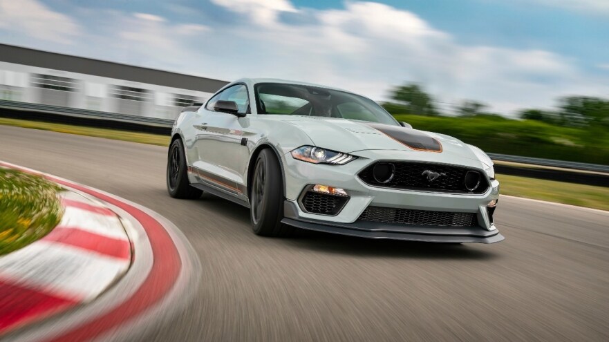 Ford apresenta a versão final do novo Mustang Mach 1 | Brazil ...